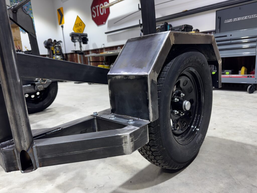 DIY Hay Bale Unroller and Transporter – BALE BUGGY – WeldProjects.com