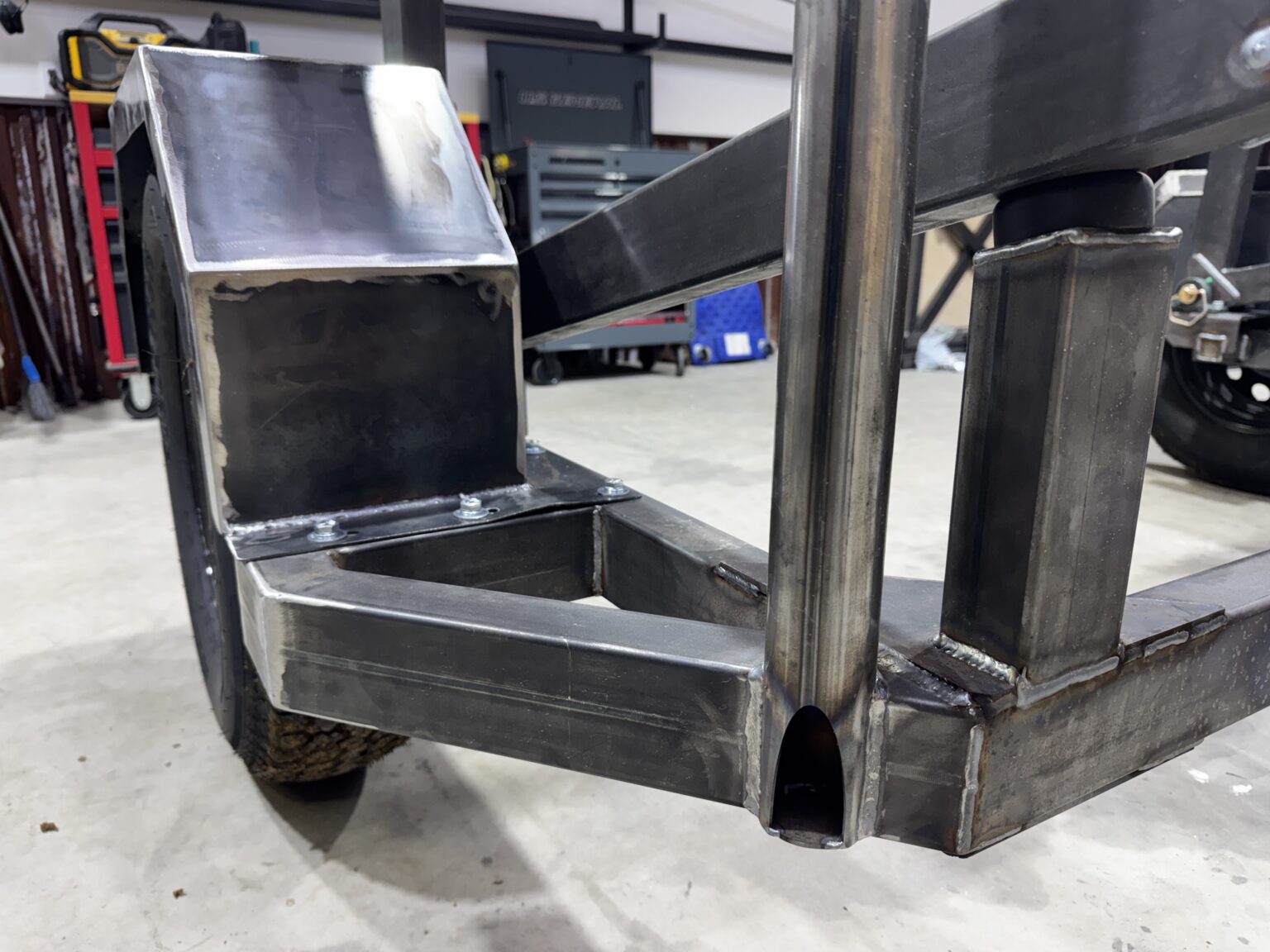 DIY Hay Bale Unroller and Transporter – BALE BUGGY – WeldProjects.com